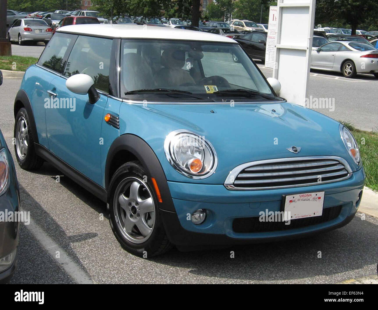 07 Mini Cooper Stock Photo - Alamy