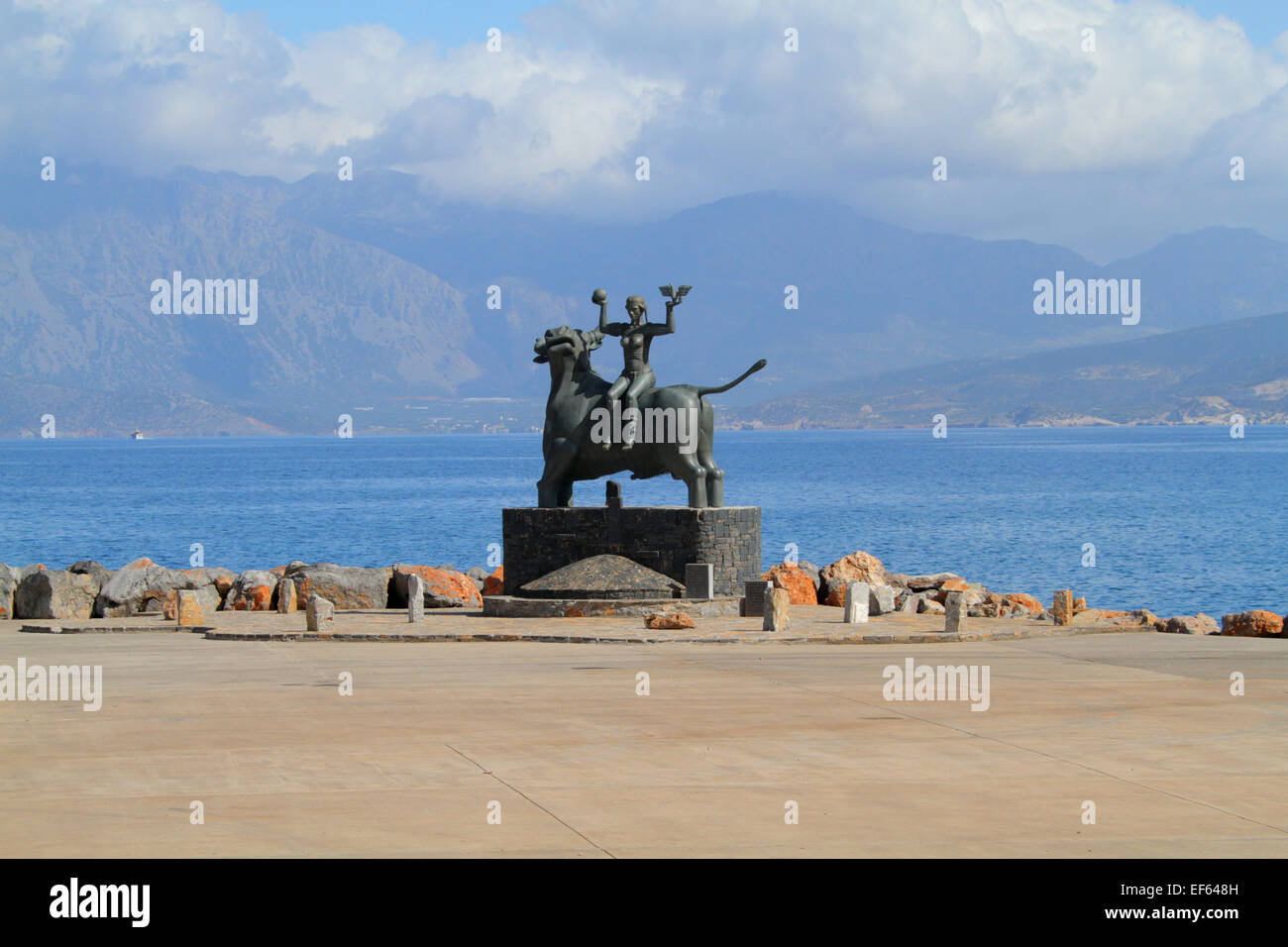 BULL STATUE OF EUROPE AGIOS NIKOLAOS CRETE GREECE 05 May 2014 Stock ...
