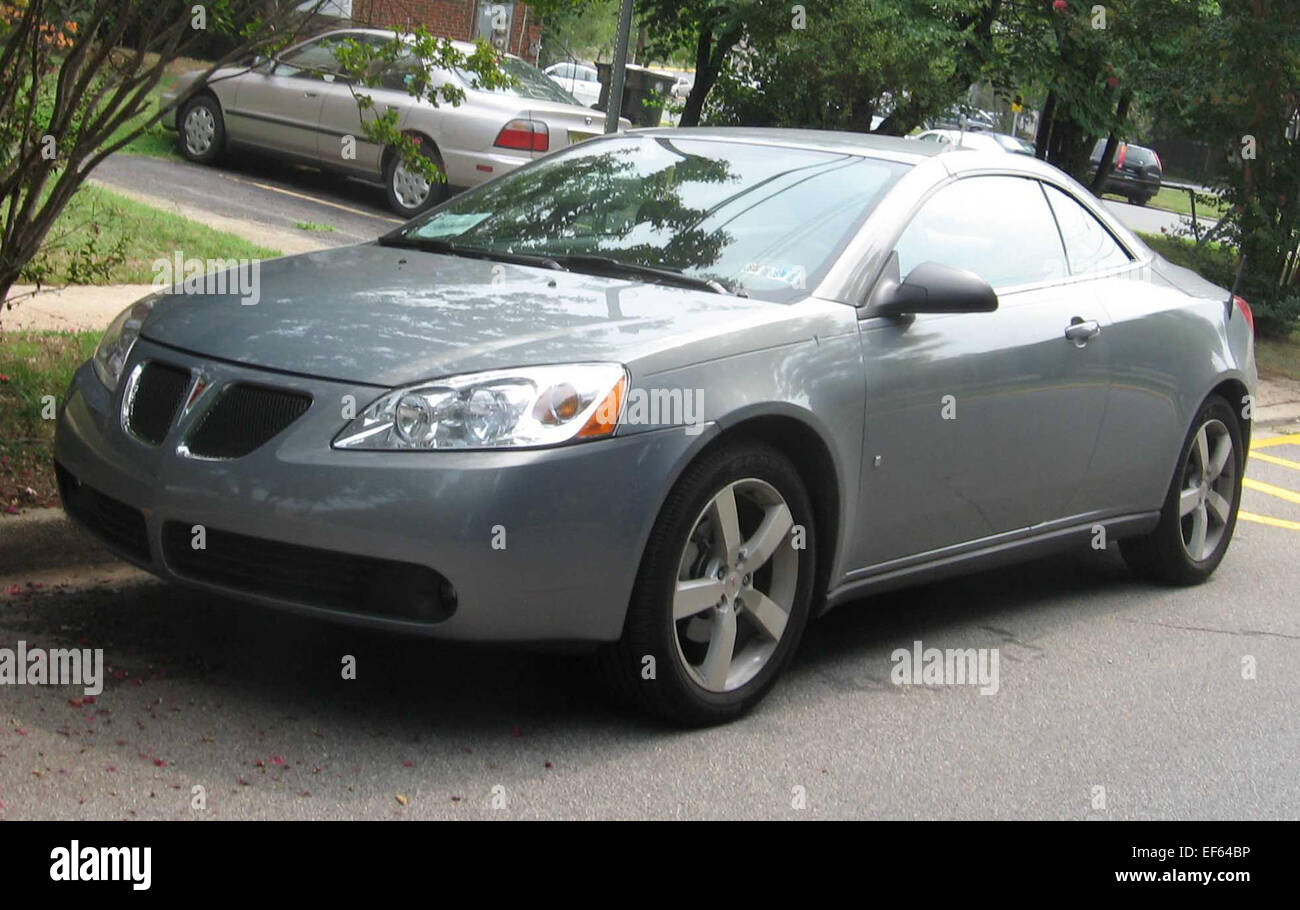 The 2007 Pontiac G6 Convertible is a mid-size car with a retractable ...