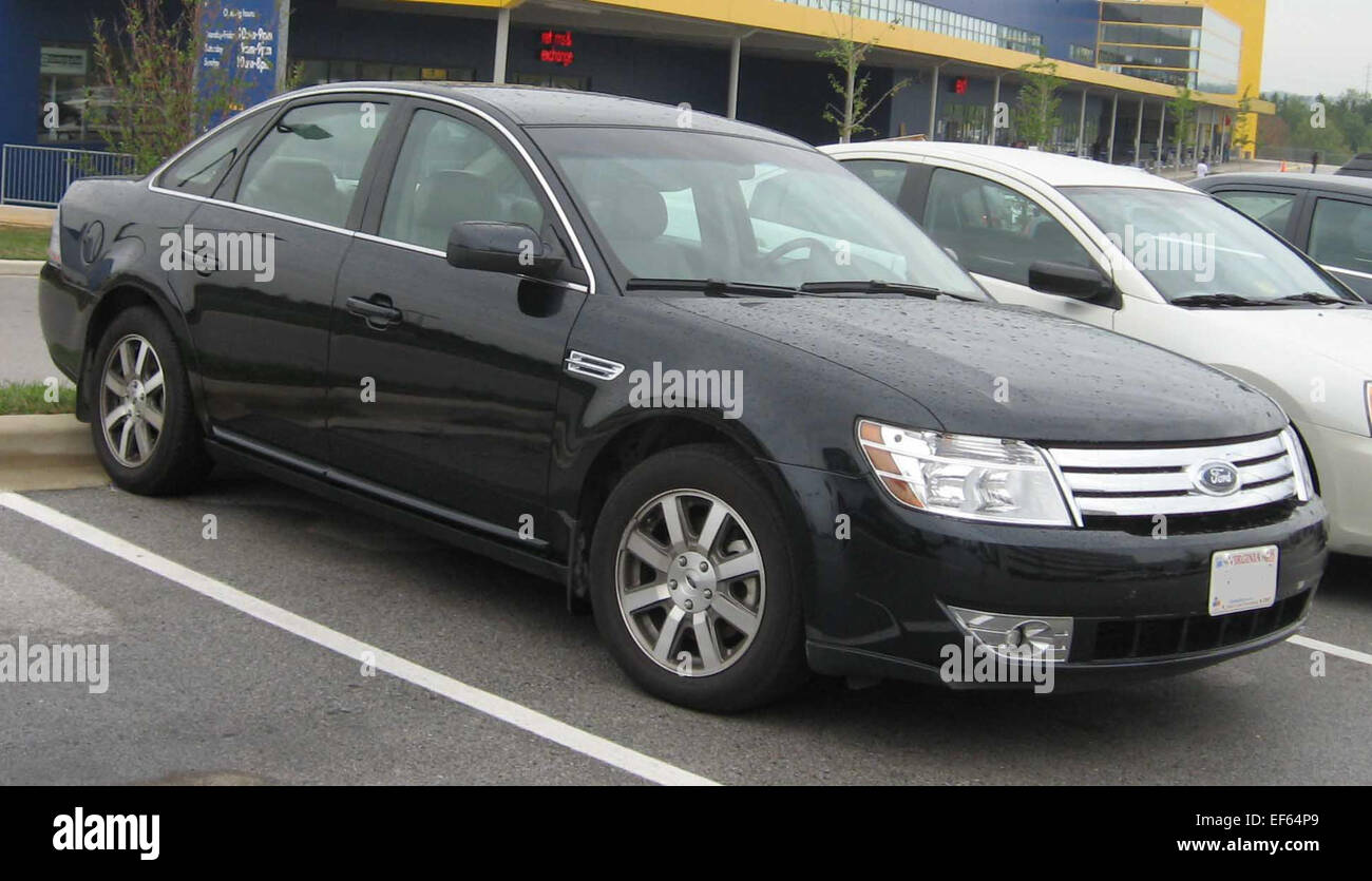 The 2008 Ford Taurus SEL is a midsize sedan that combines comfort ...