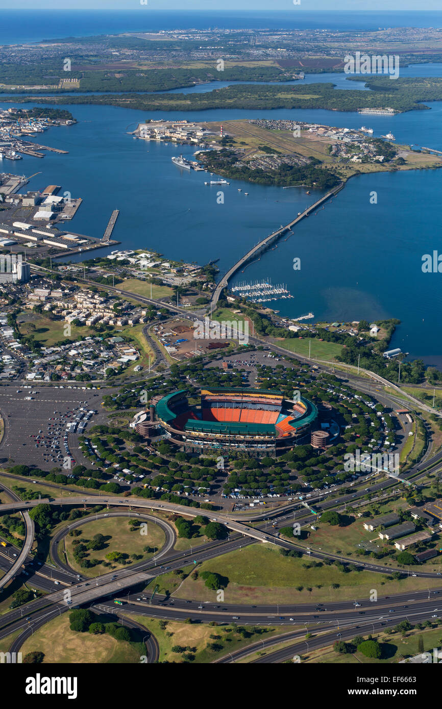 Aerial oahu stadium hi-res stock photography and images - Alamy