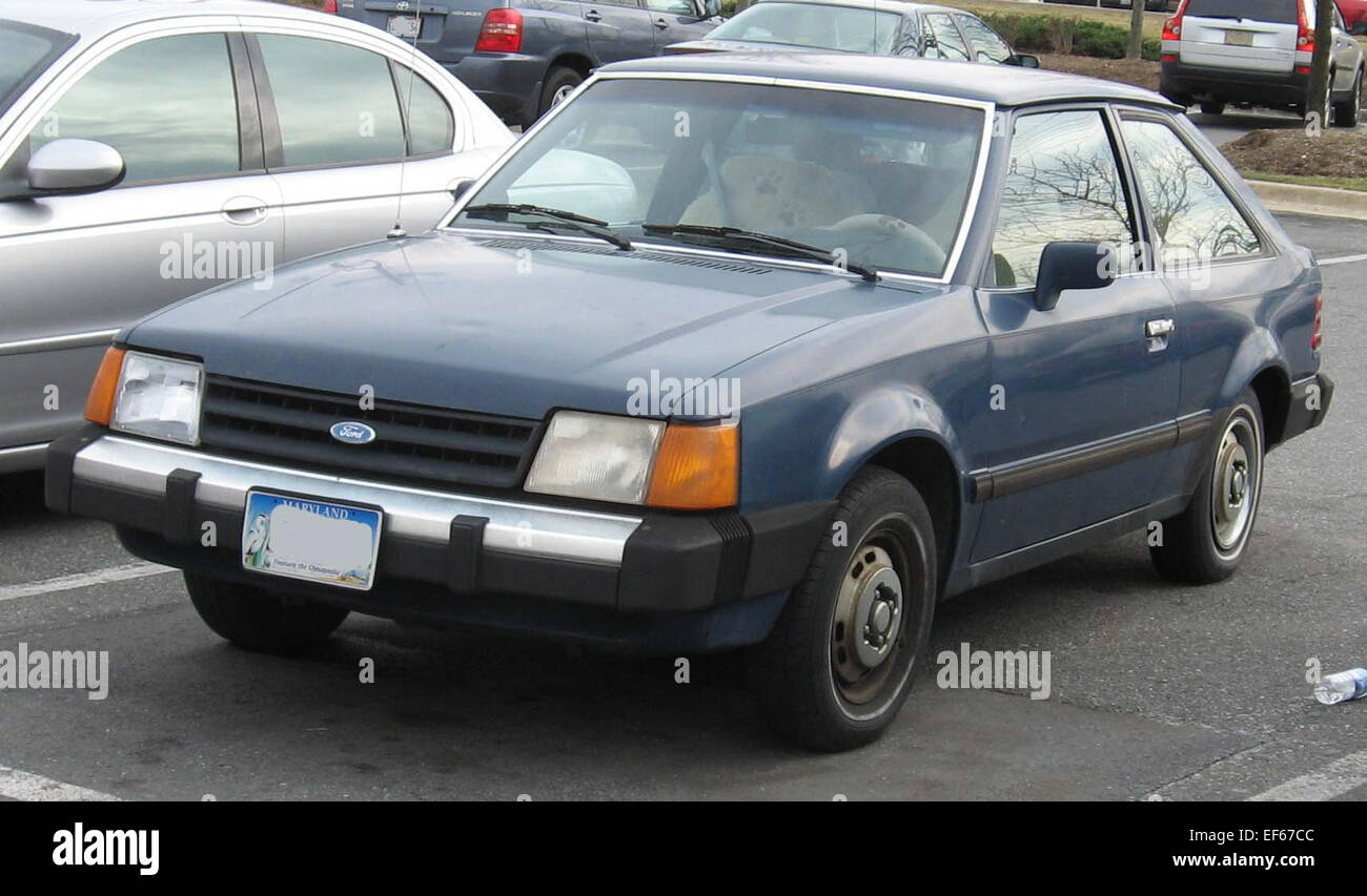 1988 ford escort hi-res stock photography and images - Alamy