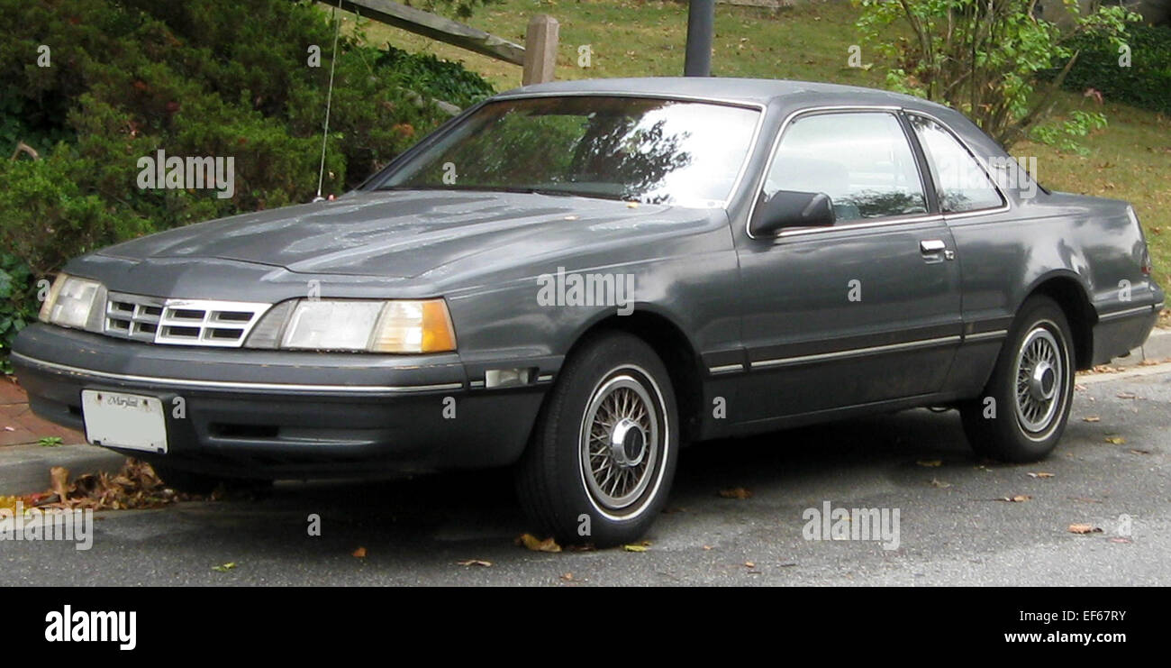 The 1987-1988 Ford Thunderbird is a mid-size luxury coupe that blends ...