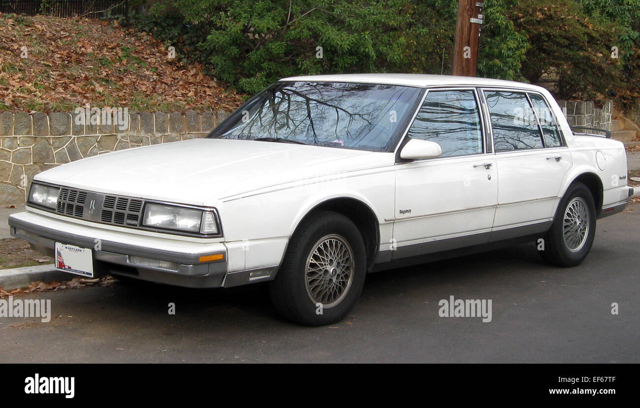 Ninety eight oldsmobile hi-res stock photography and images - Alamy