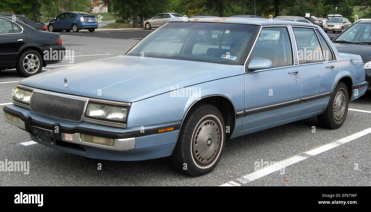 The 1990-1991 Buick LeSabre is a full-size sedan known for its ...