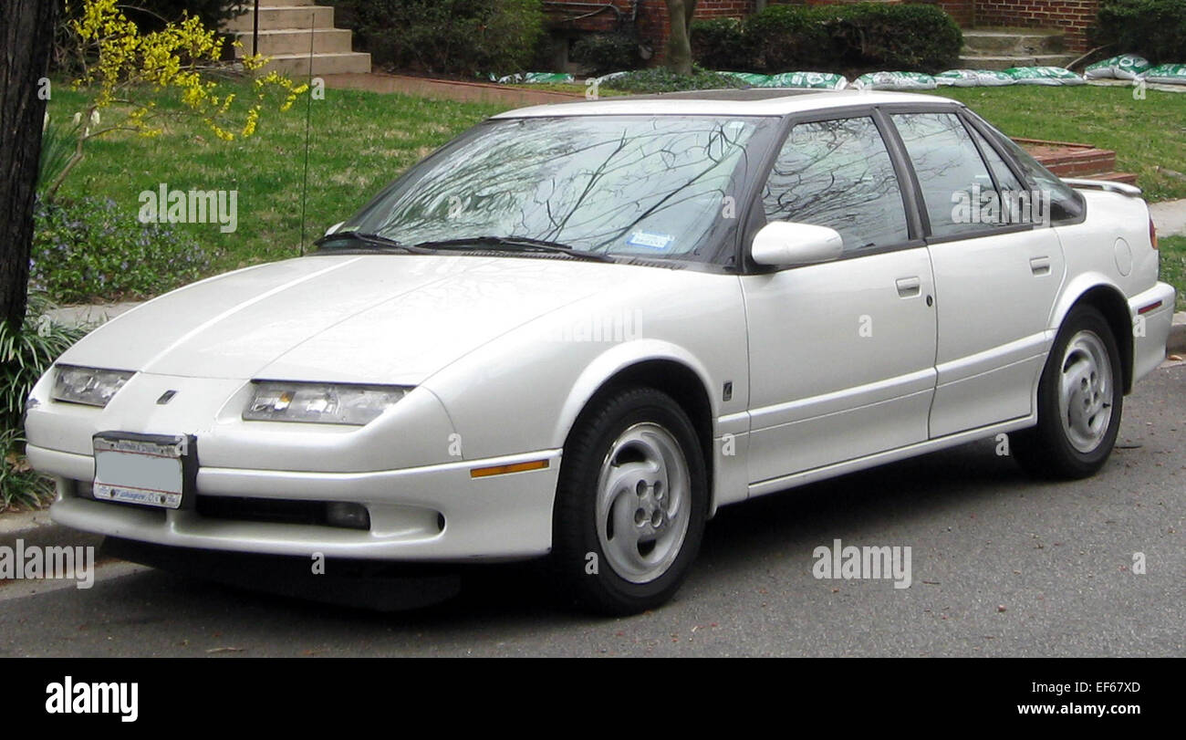 The 1991-1995 Saturn SL2 is a compact sedan known for its affordable ...