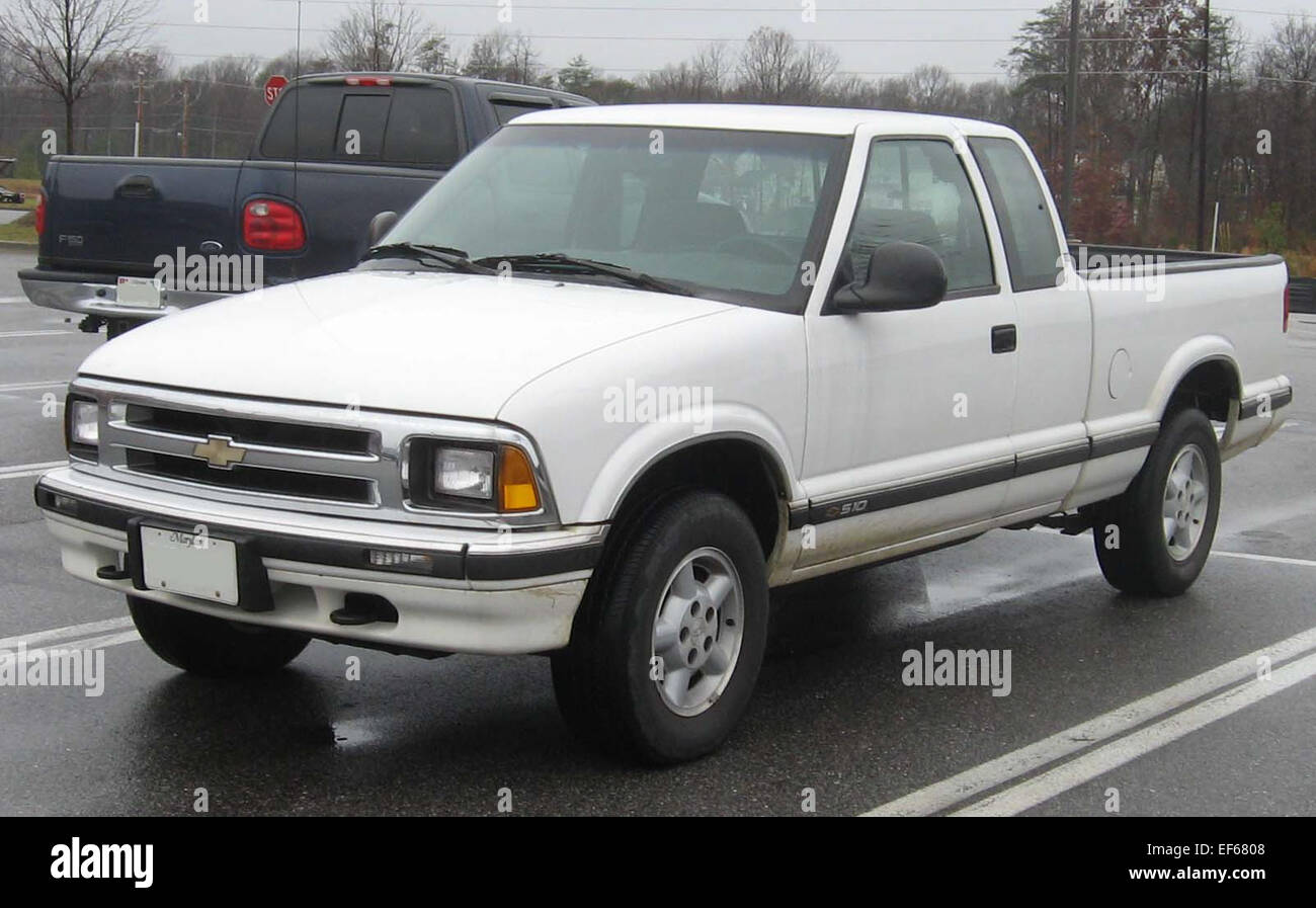 The 1994-1997 Chevrolet S-10 is a compact pickup truck known for its ...