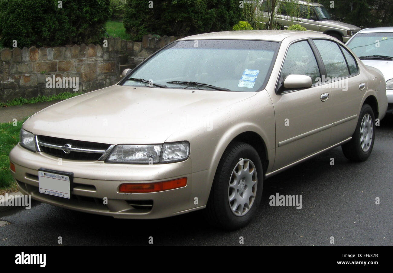 Nissan maxima hi-res stock photography and images - Alamy