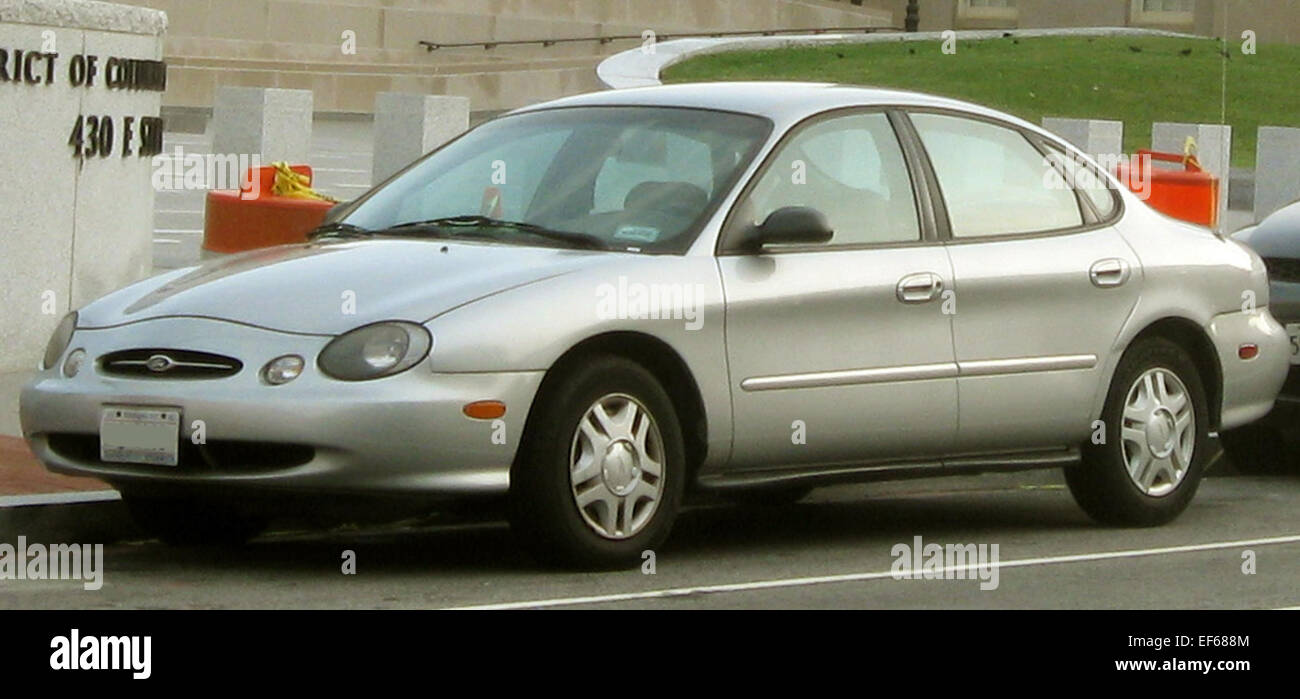 The 1998-1999 Ford Taurus sedan is a mid-size car offering a spacious ...