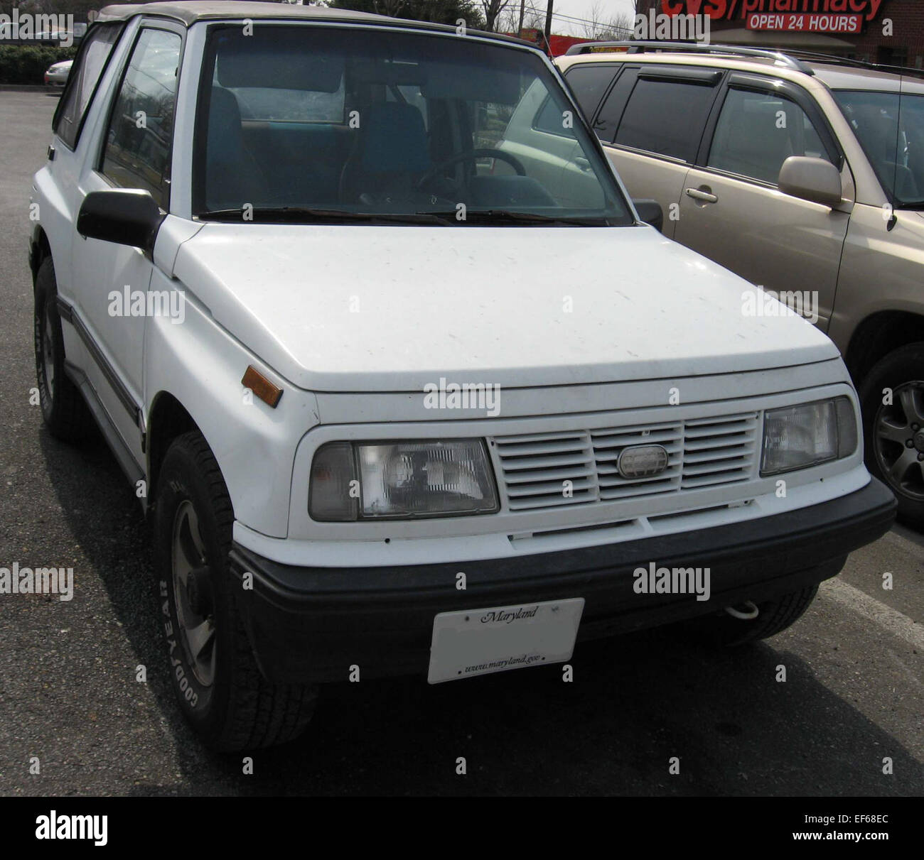 The first-generation Geo Tracker (1989-1991) is a compact SUV known for ...
