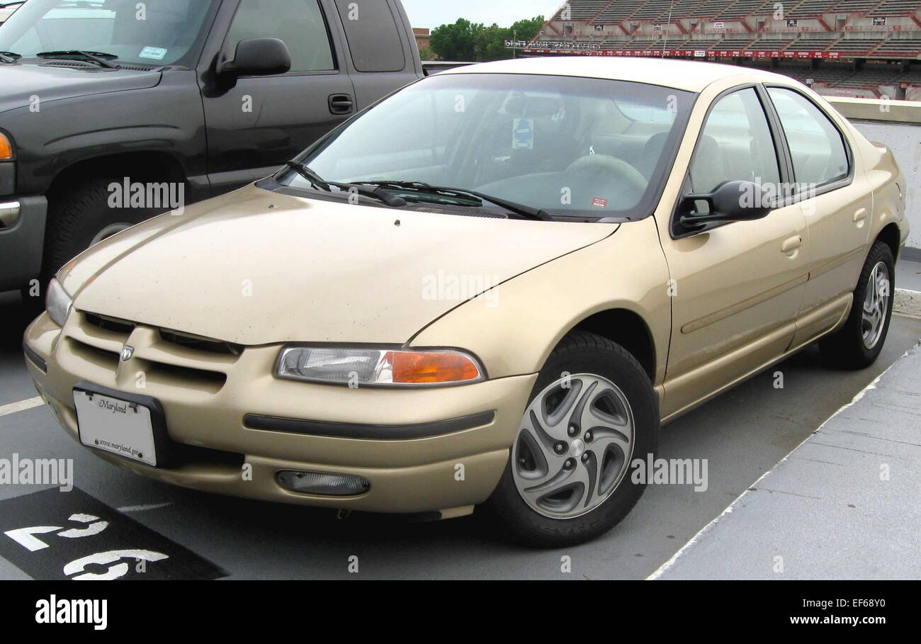 Dodge stratus hi-res stock photography and images - Alamy