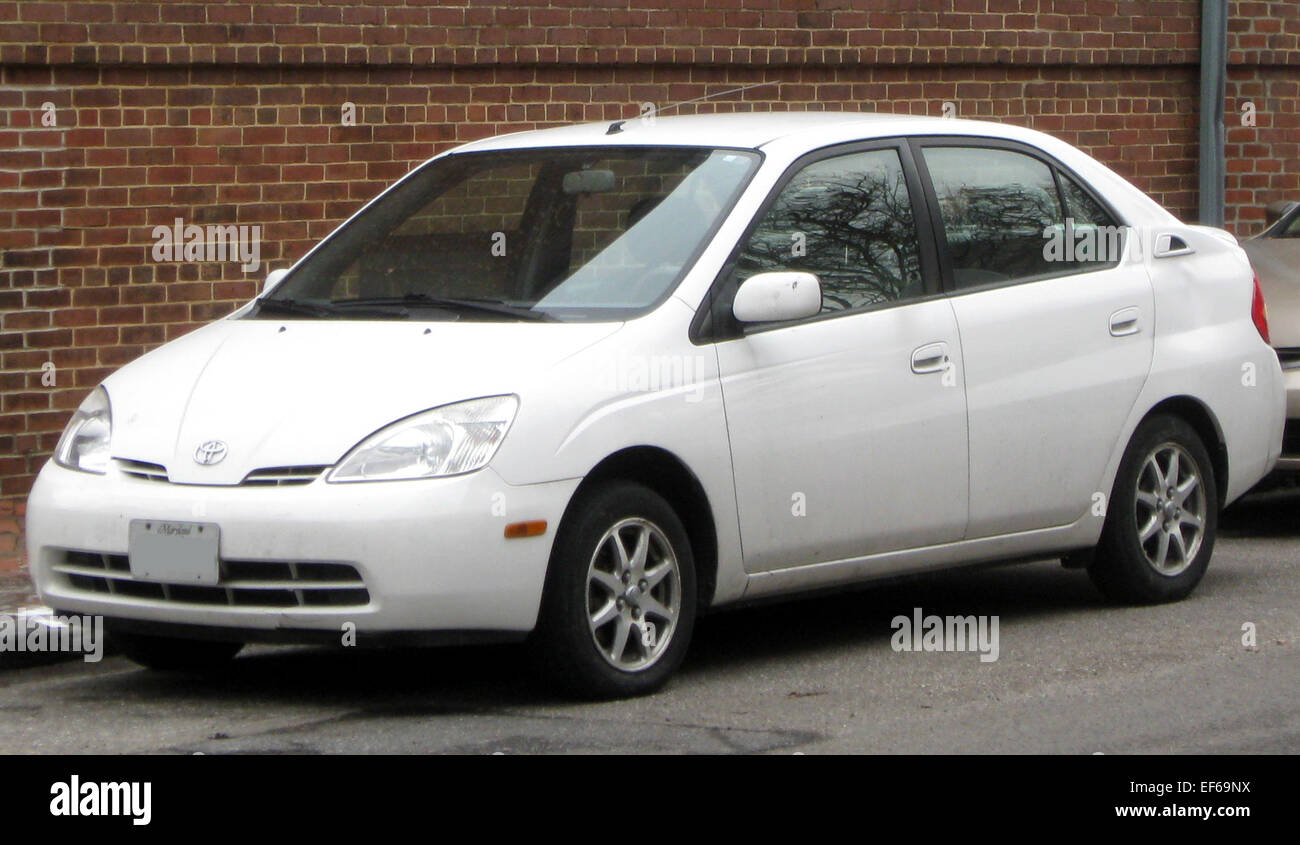 Toyota prius 2010 hi-res stock photography and images - Alamy