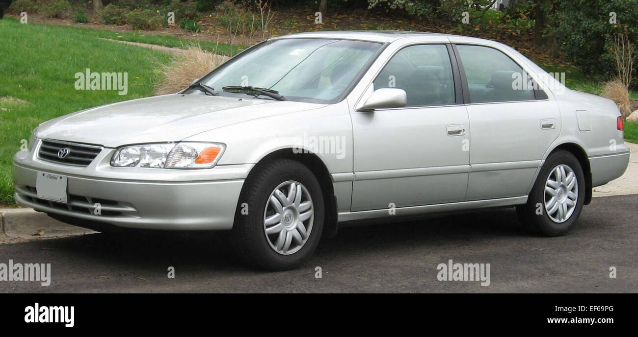 Toyota camry 2000 hi-res stock photography and images - Alamy