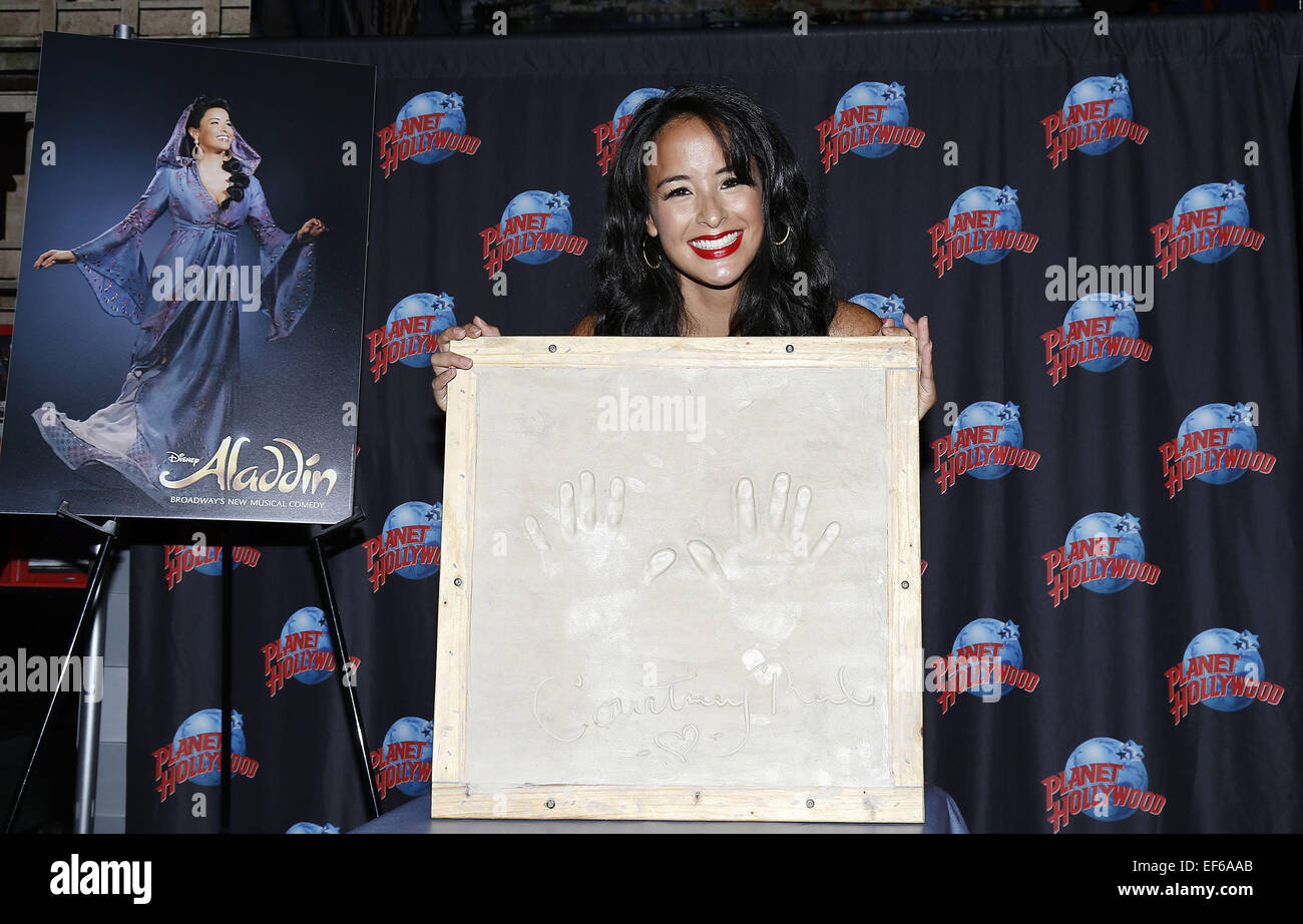 Planet hollywood handprints hi-res stock photography and images - Alamy