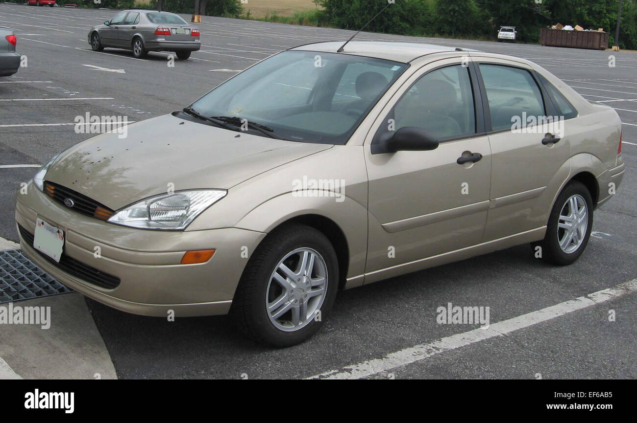 2004 ford focus hi-res stock photography and images - Alamy