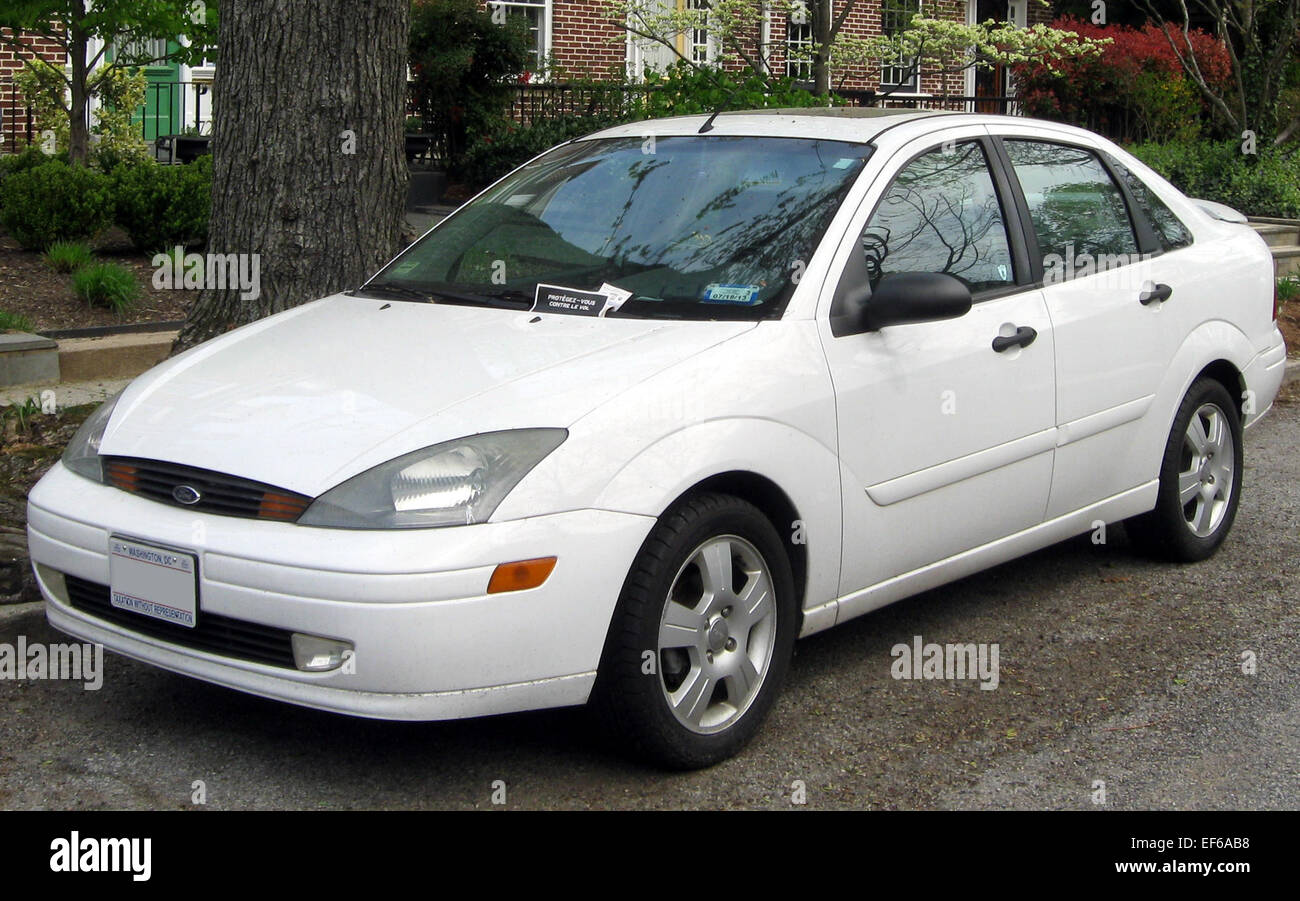 2004 ford focus hi-res stock photography and images - Alamy