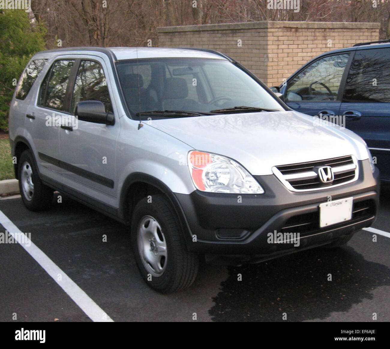 The 2002-2004 Honda CR-V is a compact crossover that offers a balance ...