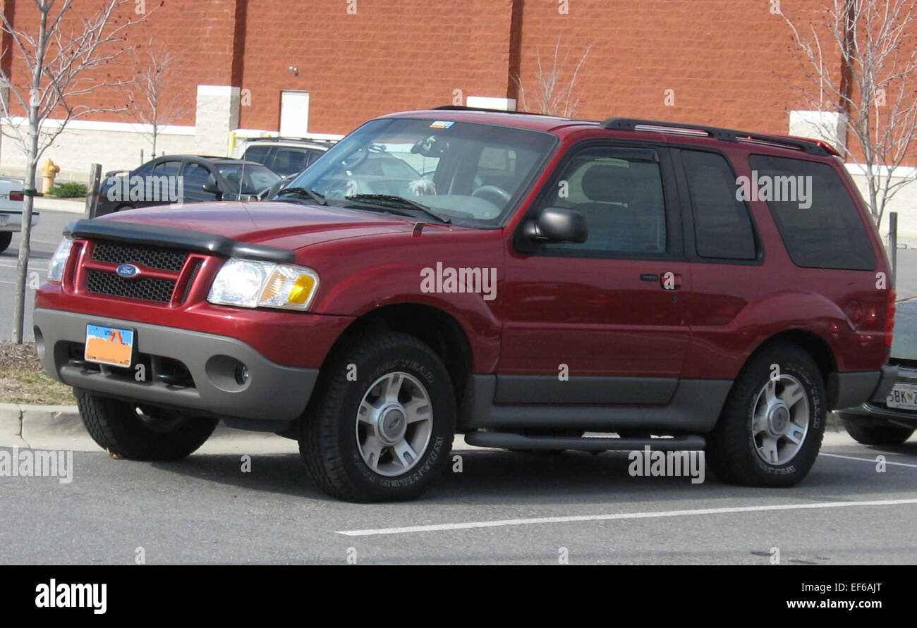 Ford explorer sport hi-res stock photography and images - Alamy