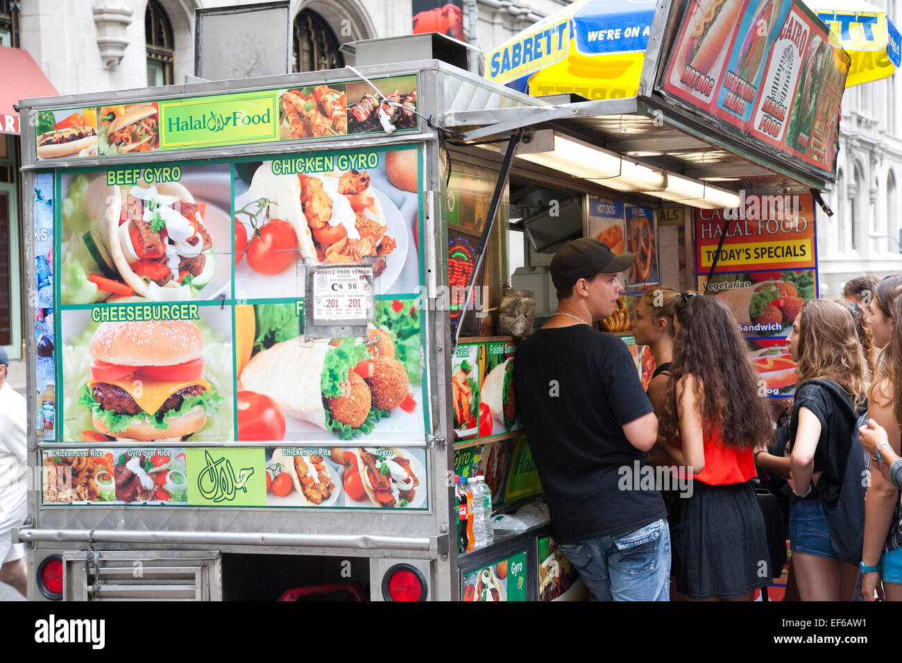 Ambulant vendor hi-res stock photography and images - Alamy