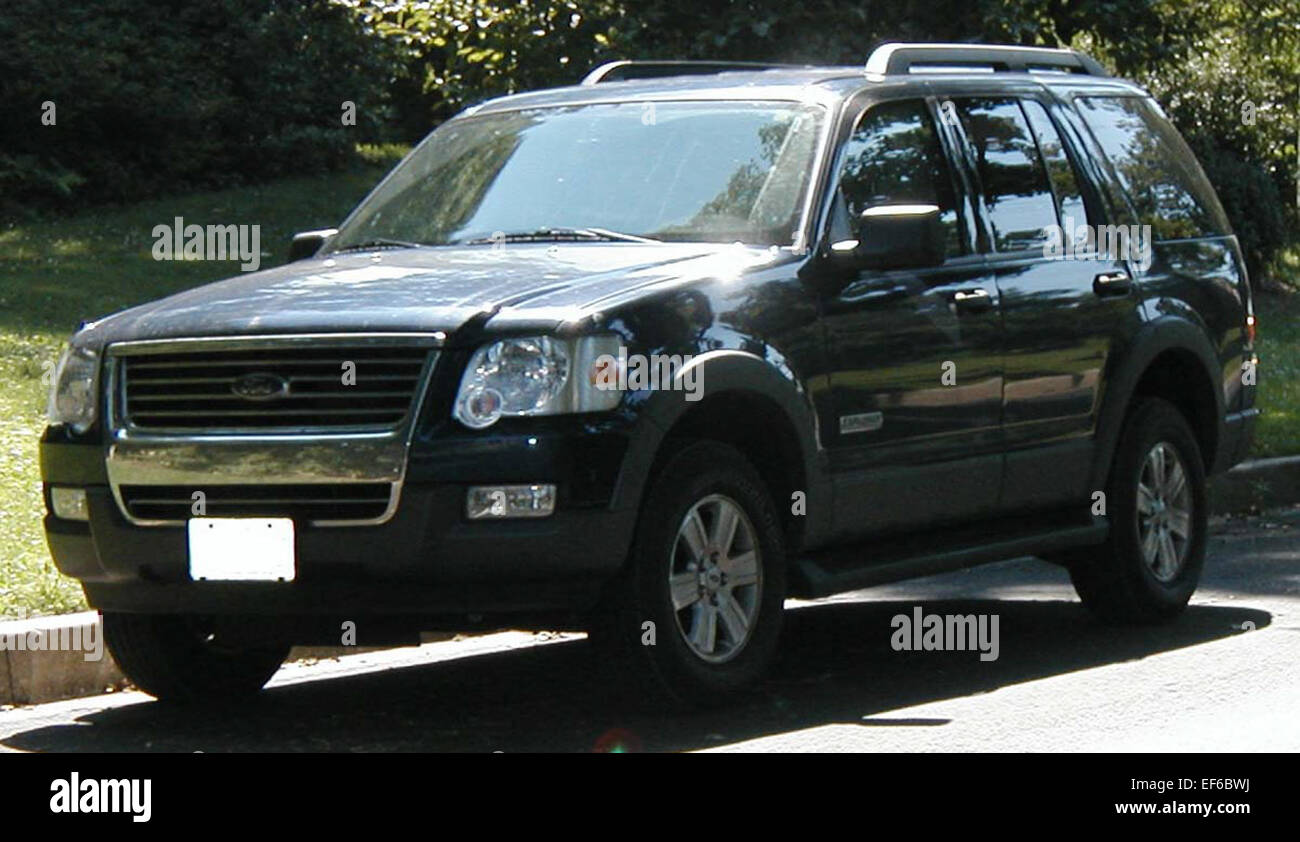 The 2006 Ford Explorer is a mid-size SUV known for its rugged ...
