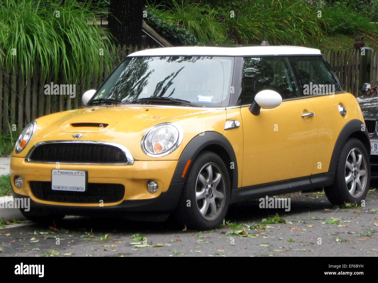 The 2007-2010 Mini Cooper S is a compact, sporty hatchback known for ...