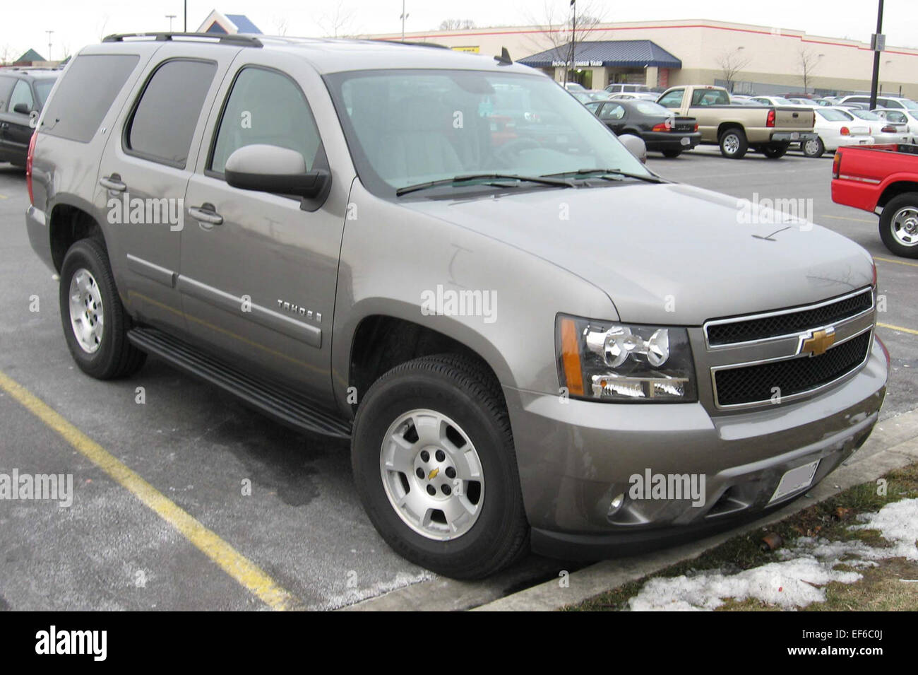 The 2007 Chevrolet Tahoe is a full-size SUV known for its powerful V8 ...