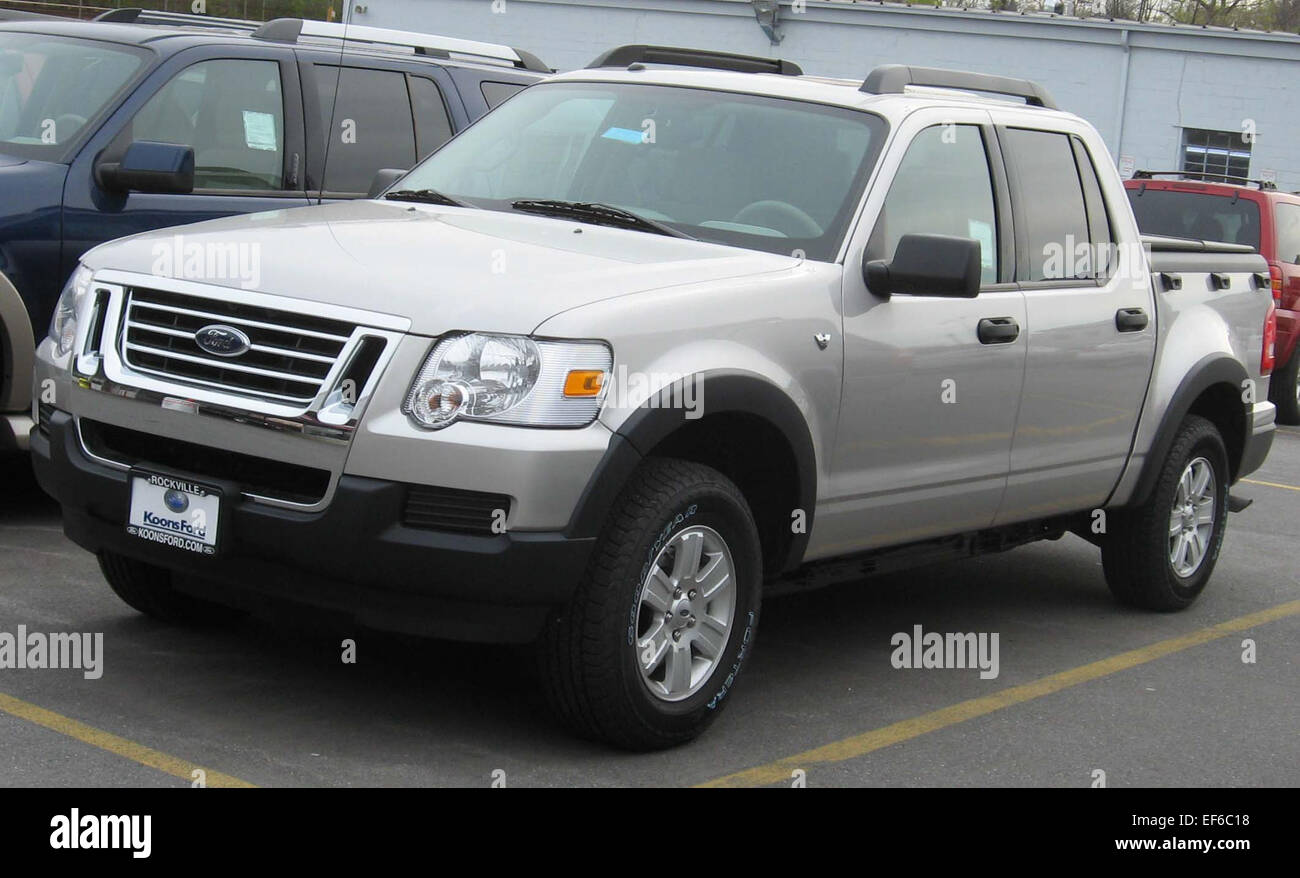 Trac Vehicle High Resolution Stock Photography and Images - Alamy