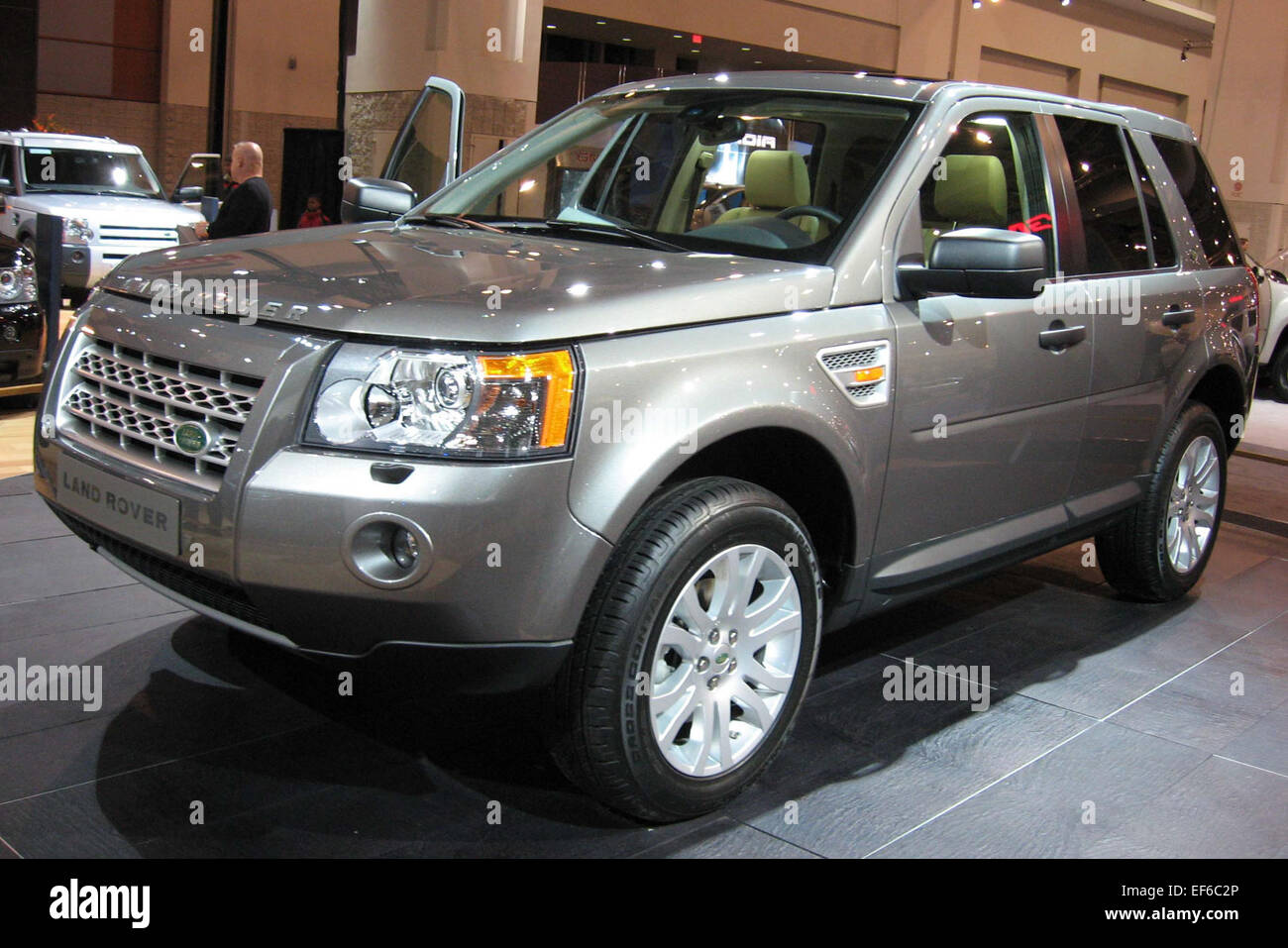 The 2007 Land Rover Freelander DC is a compact SUV known for its off ...