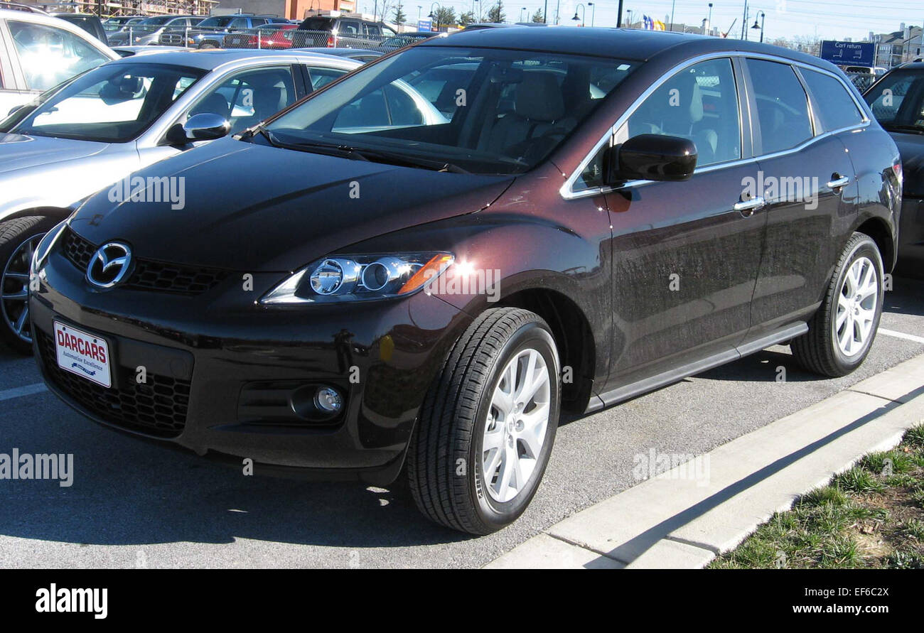 The 2007 Mazda CX-7 is a compact crossover SUV known for its sporty ...