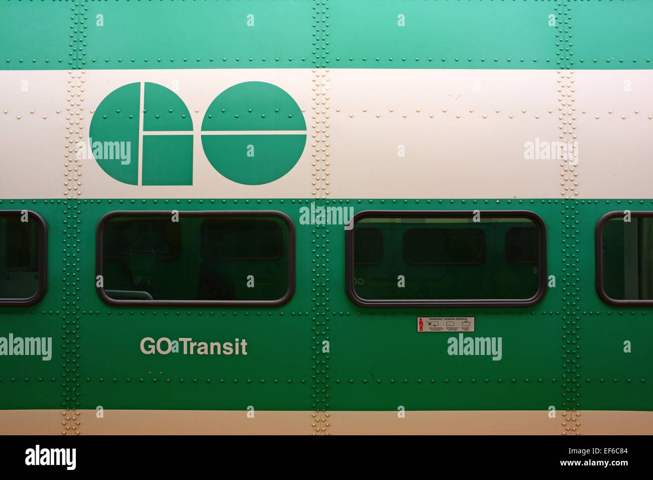 Go Train Logo