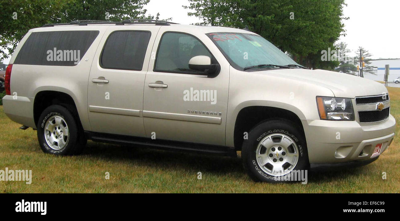 The 2007 Chevrolet Suburban LT is a full-size SUV that offers powerful ...