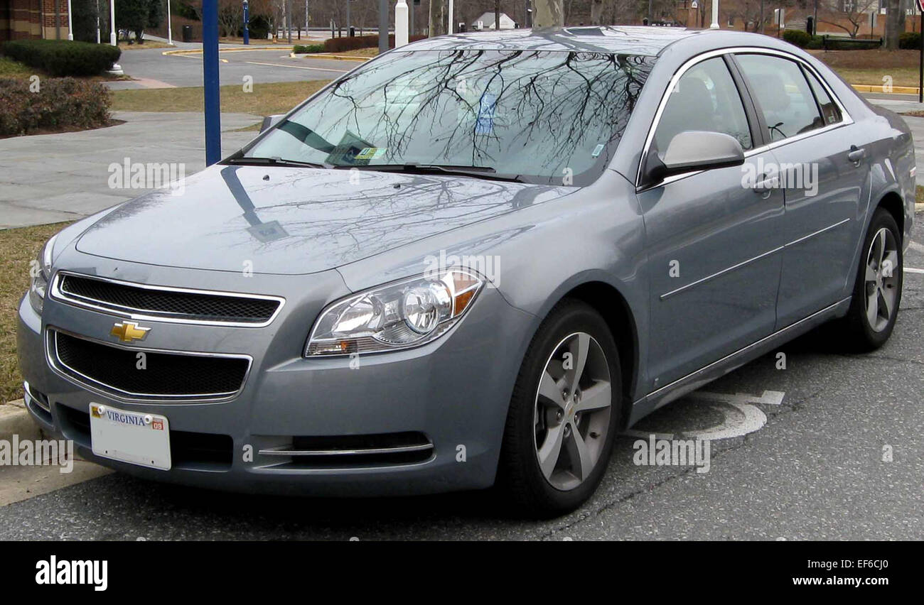 The 2008 Chevrolet Malibu LT is a mid-size sedan known for its stylish ...