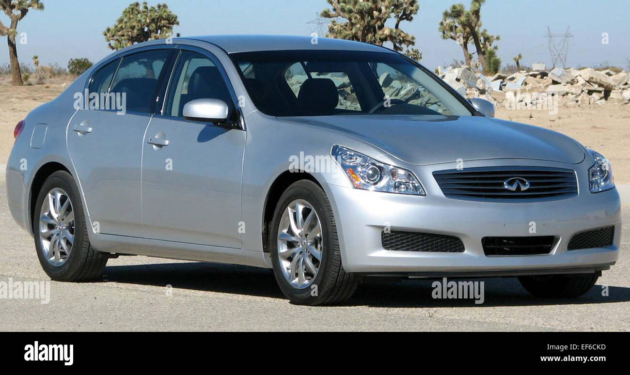 The 2008 Infiniti G35 is a luxury sedan offering a blend of performance ...