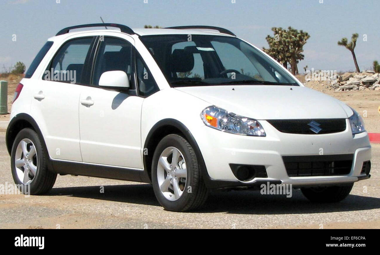 Suzuki sx4 sport hi-res stock photography and images - Alamy