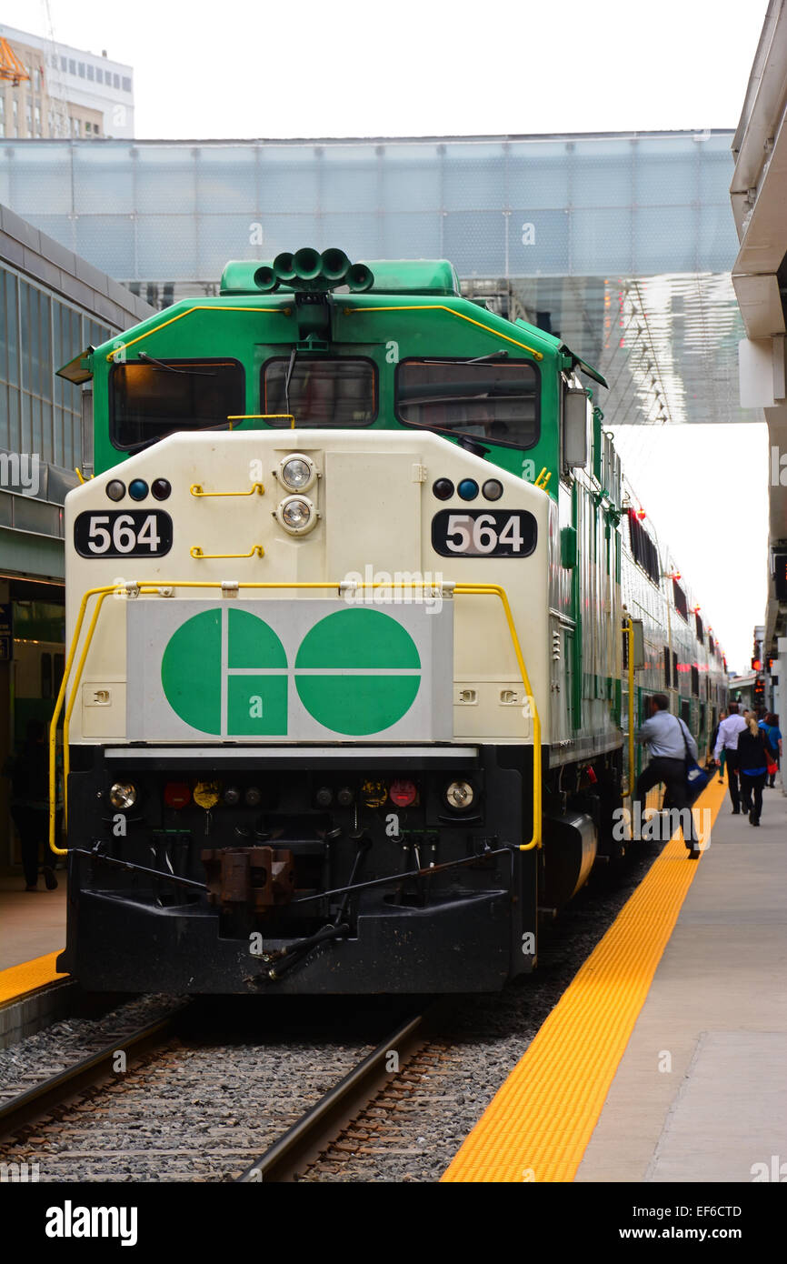 Go train, Toronto, Canada Stock Photo - Alamy