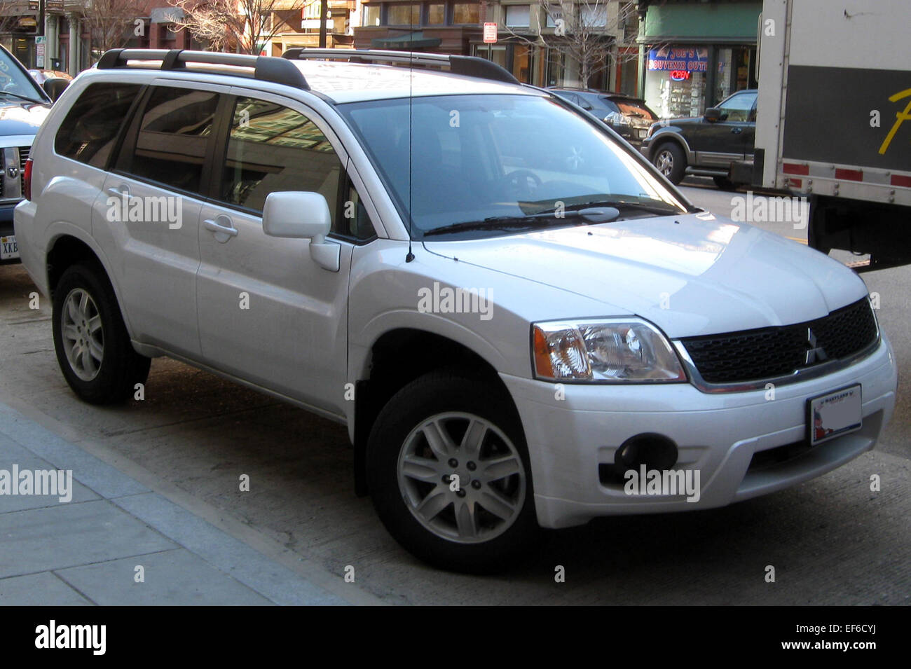 The 2009-2011 Mitsubishi Endeavor is a mid-size SUV known for its solid ...