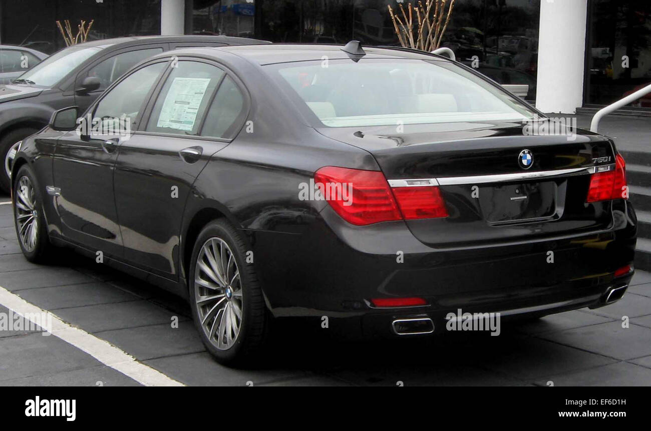 2009 BMW 750i rear Stock Photo - Alamy