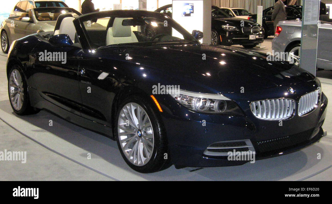 The 2009 BMW Z4 DC is a luxury roadster that blends performance with ...