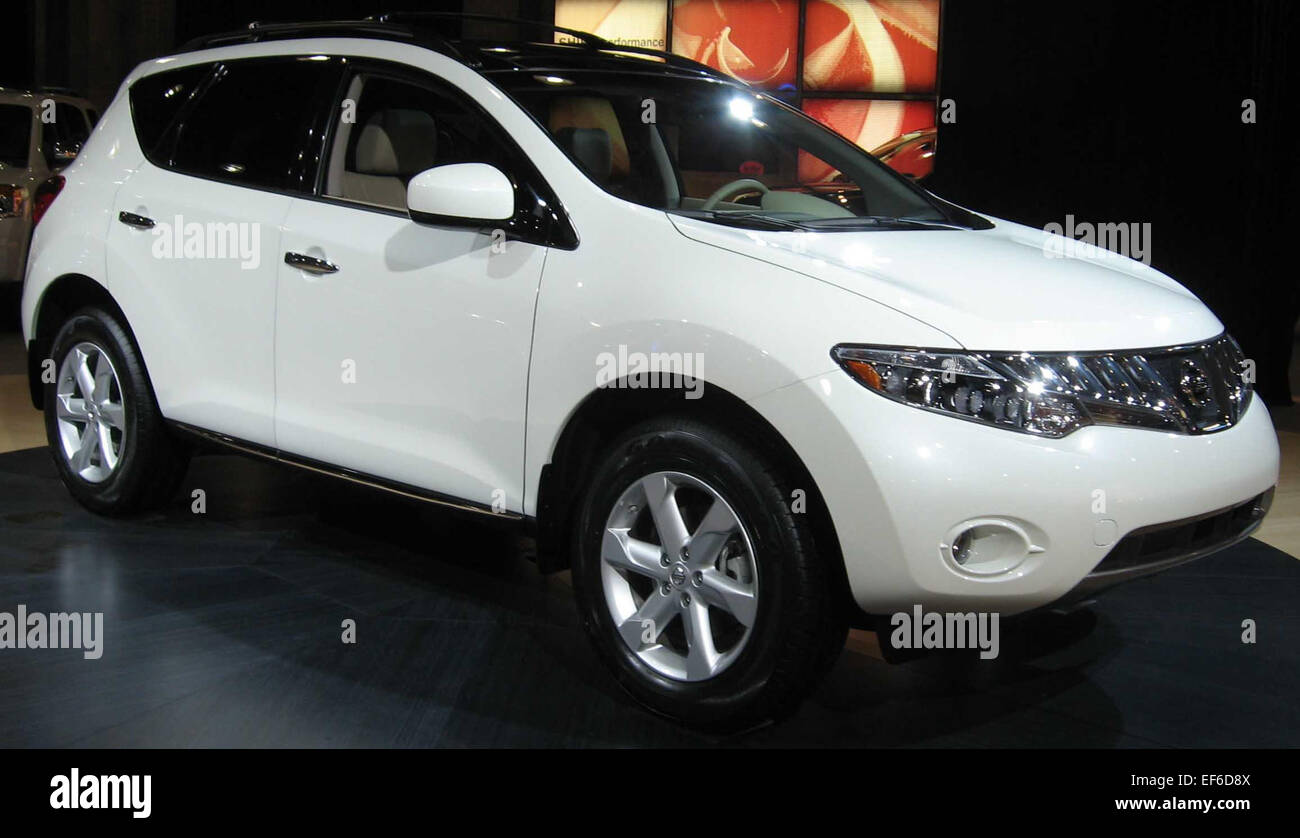 The 2009 Nissan Murano is a mid-size crossover SUV known for its ...