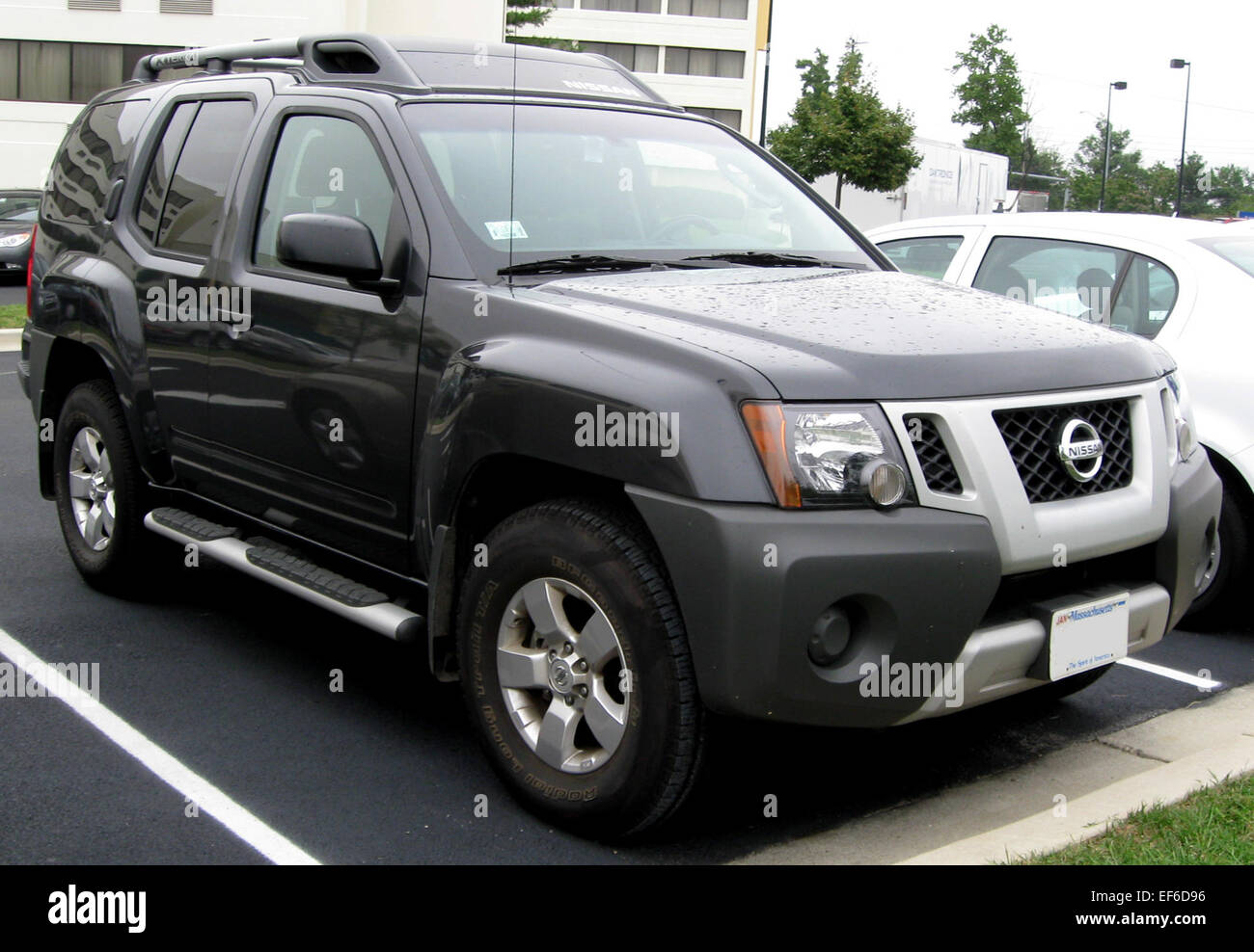 The 2009 Nissan Xterra is a compact SUV designed for off-road ...