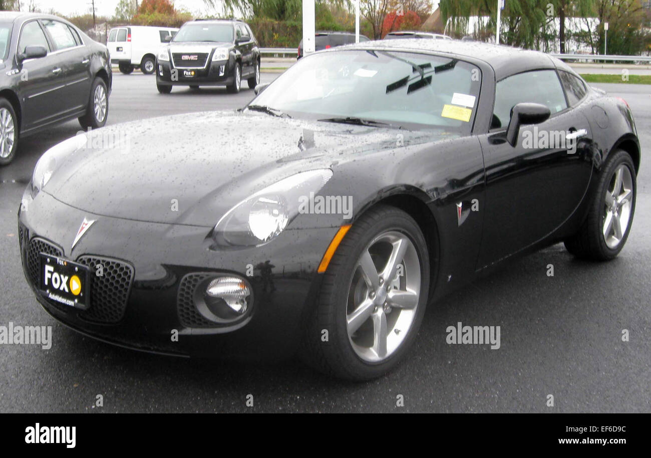 The 2009 Pontiac Solstice GXP is a two-door sports coupe known for its ...