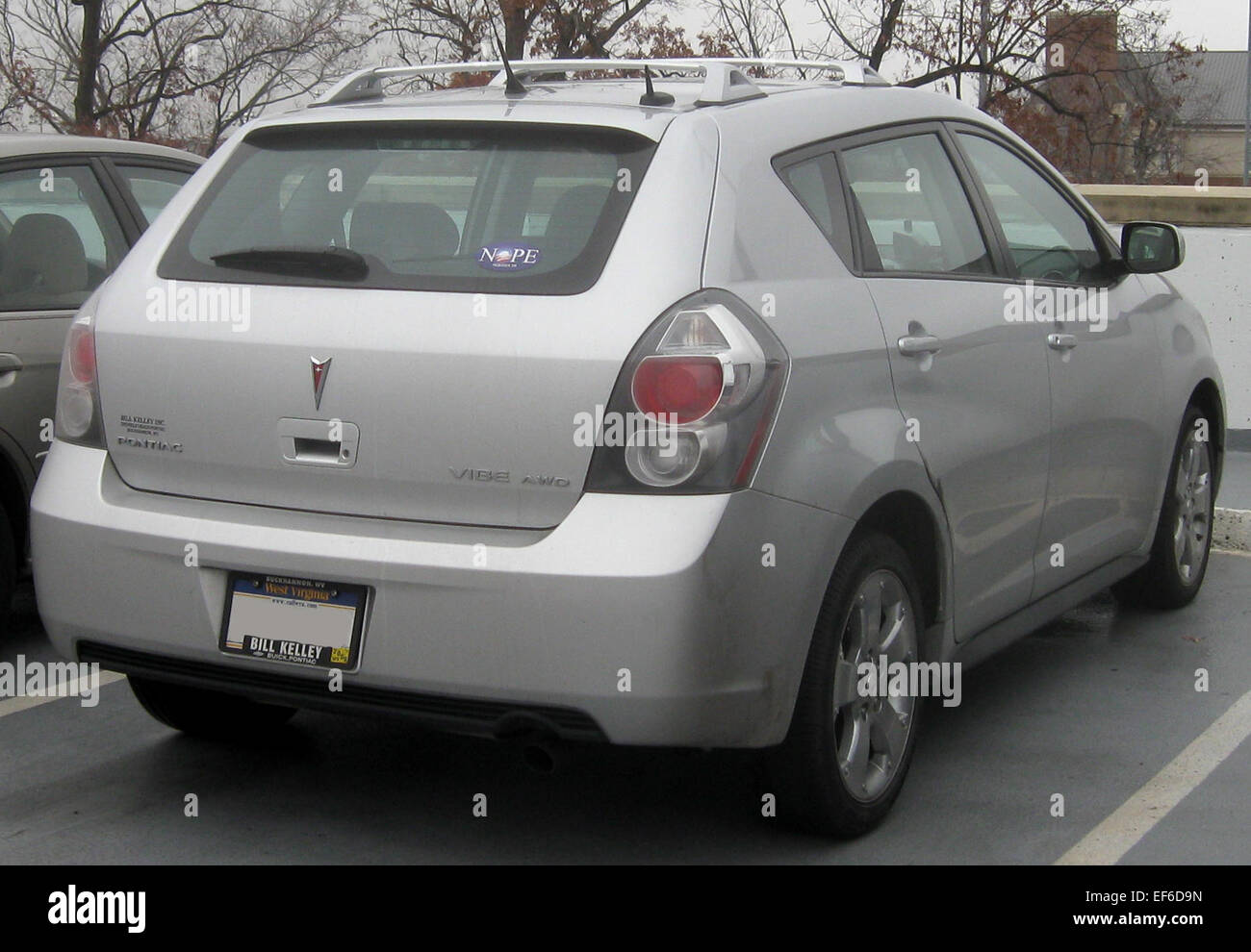 The 2009 Pontiac Vibe is a compact hatchback known for its versatility ...