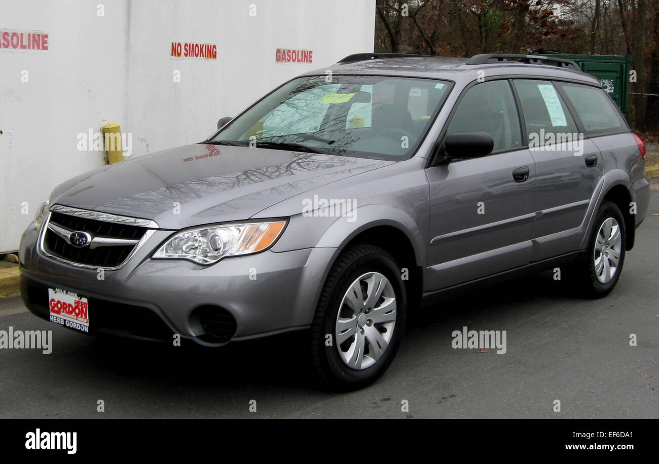 Subaru outback sport hi-res stock photography and images - Alamy