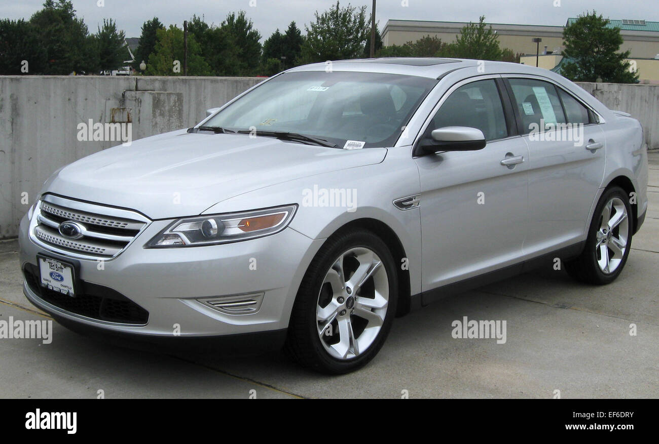 The 2010 Ford Taurus SHO is a full-size sedan offering a twin ...