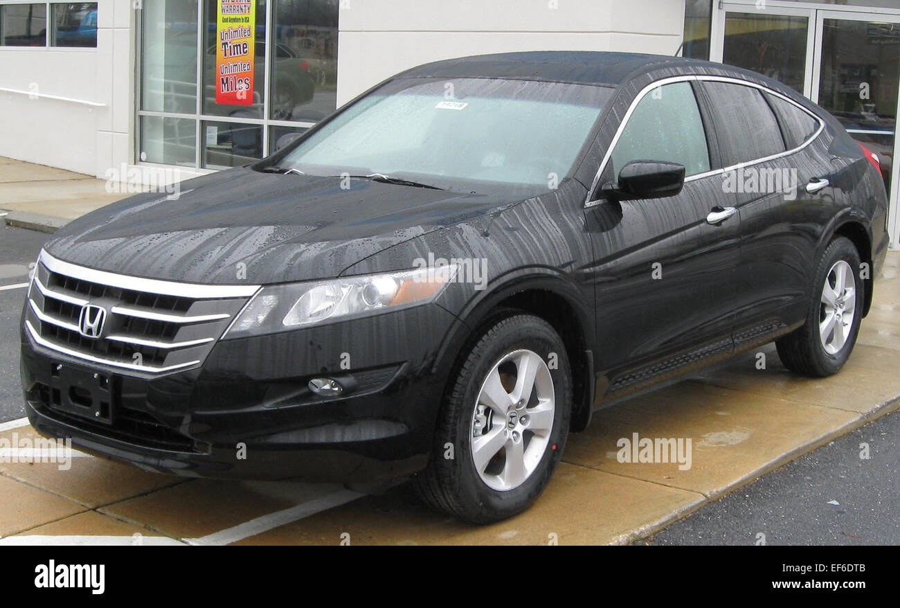 The 2010 Honda Accord Crosstour EX is a versatile crossover SUV with a ...