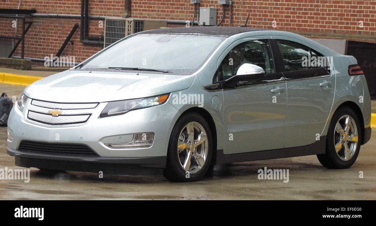 The 2011 Chevrolet Volt is a plug-in hybrid electric vehicle (PHEV ...