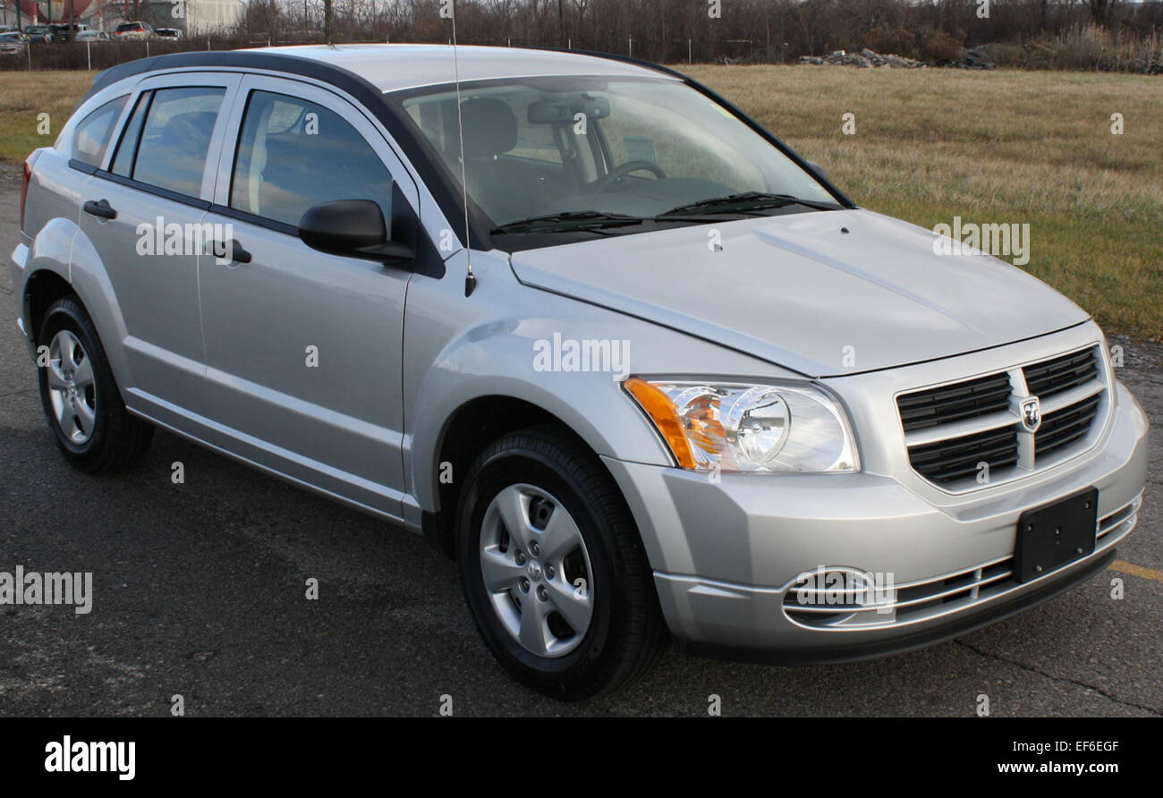 The 2011 Dodge Caliber is a compact hatchback offering a 2.0L four ...