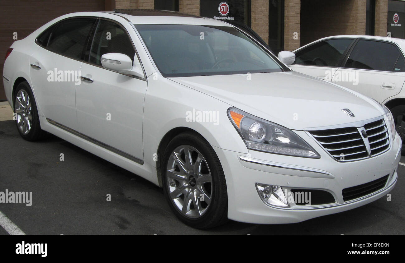 The 2011 Hyundai Equus is a full-size luxury sedan offering a refined ...