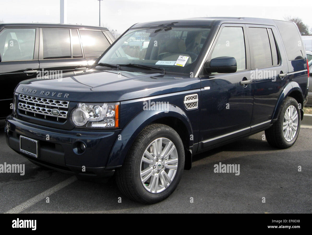 The 2011 Land Rover LR4 is a luxury SUV known for its off-road ...