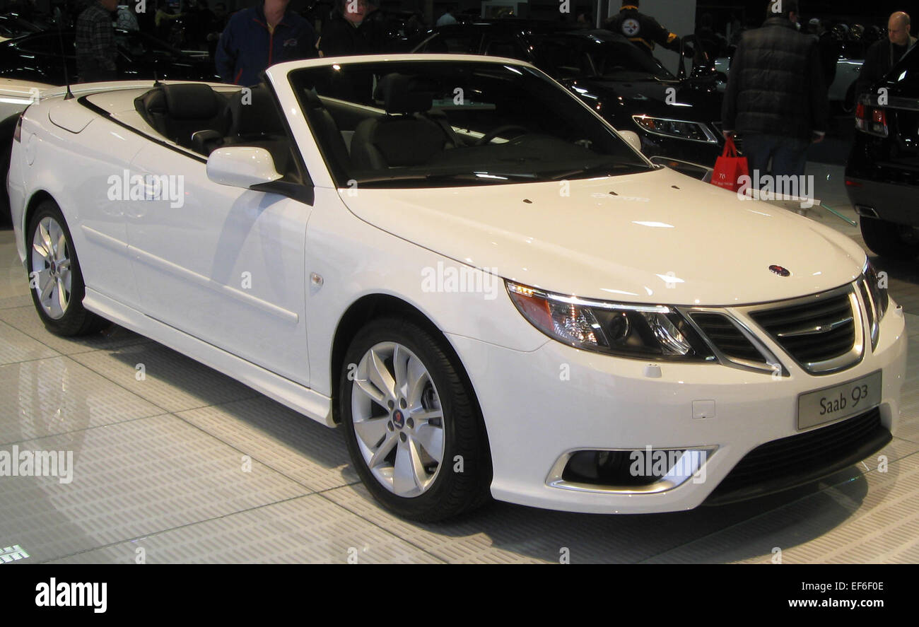 2011 Saab 9 3 Aero convertible 2011 DC Stock Photo - Alamy